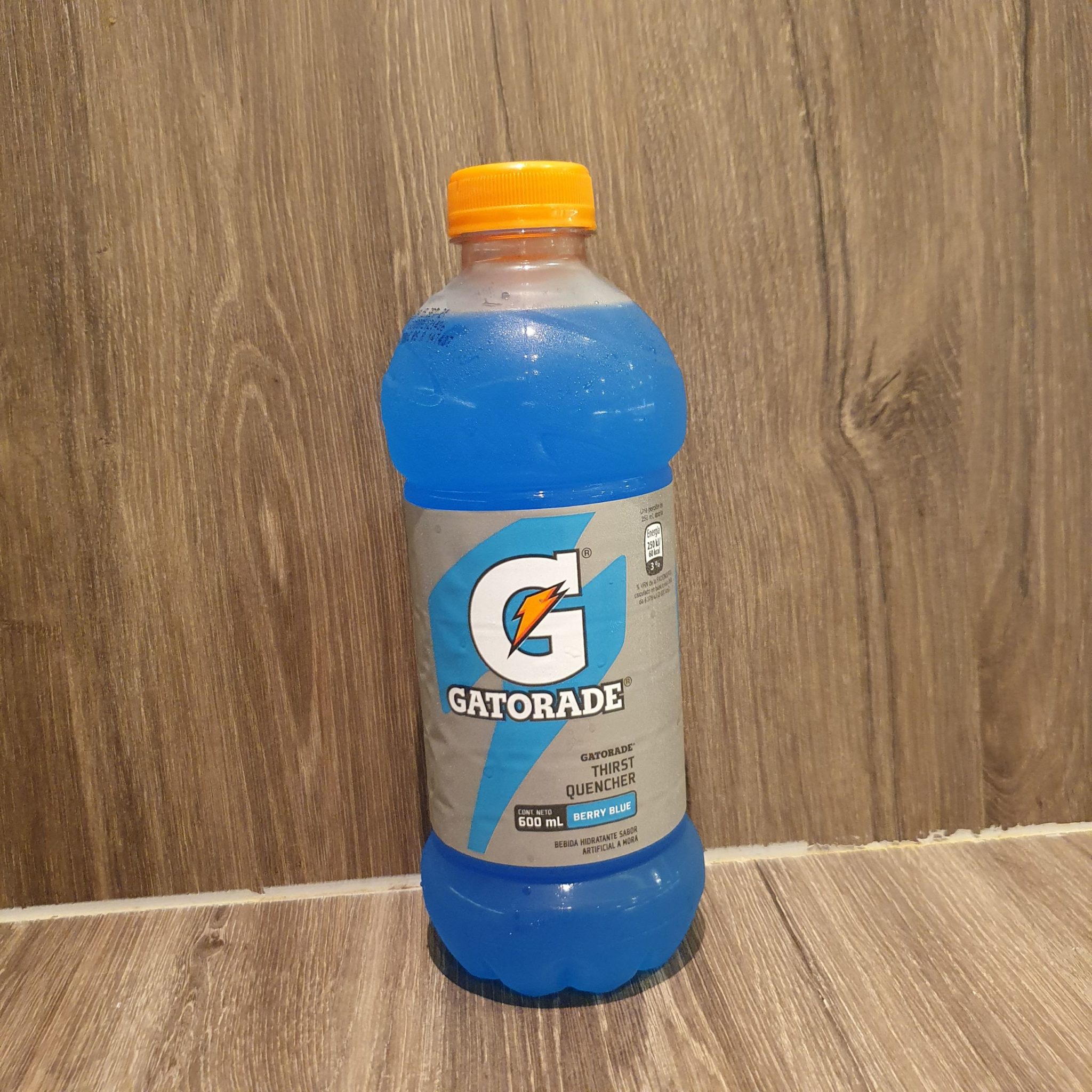 Gatorade Berry Blue | Las Hadas To Go
